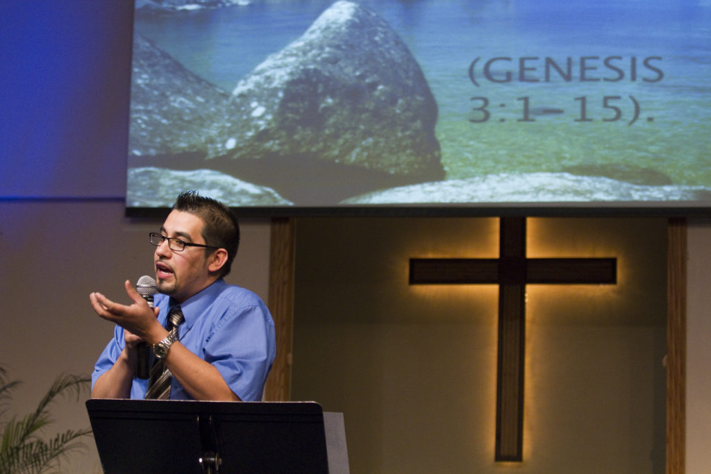 Dios mio: Spanish speakers in Lawrence now have church services to call ...